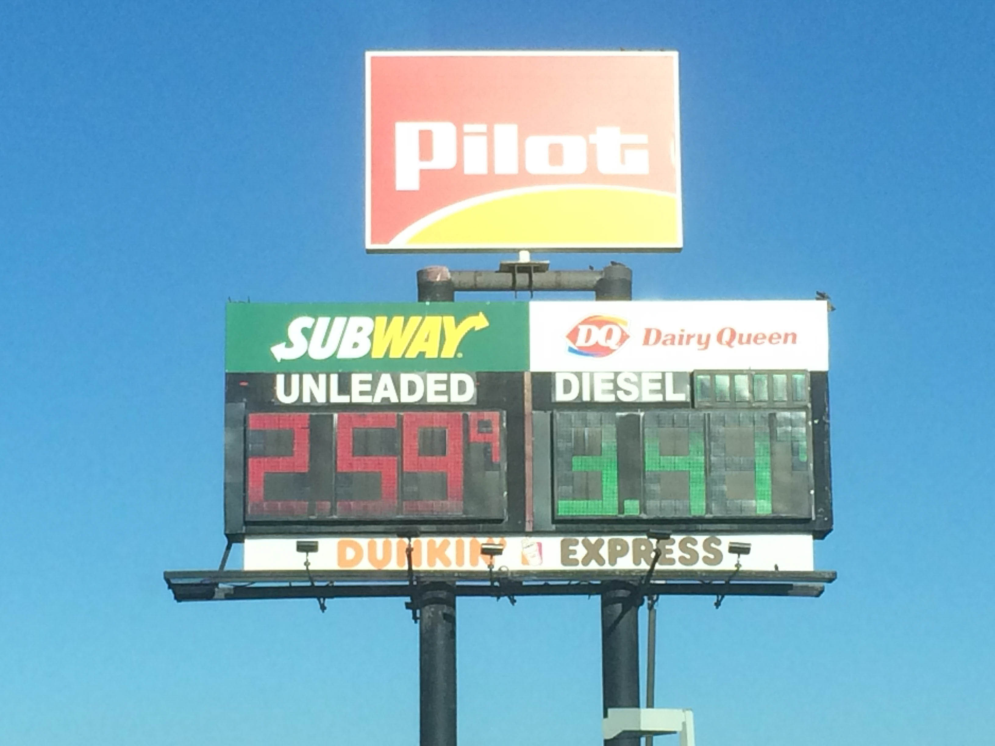 Pilot Outdoor Electric Signs - Eddie Edwards Signs