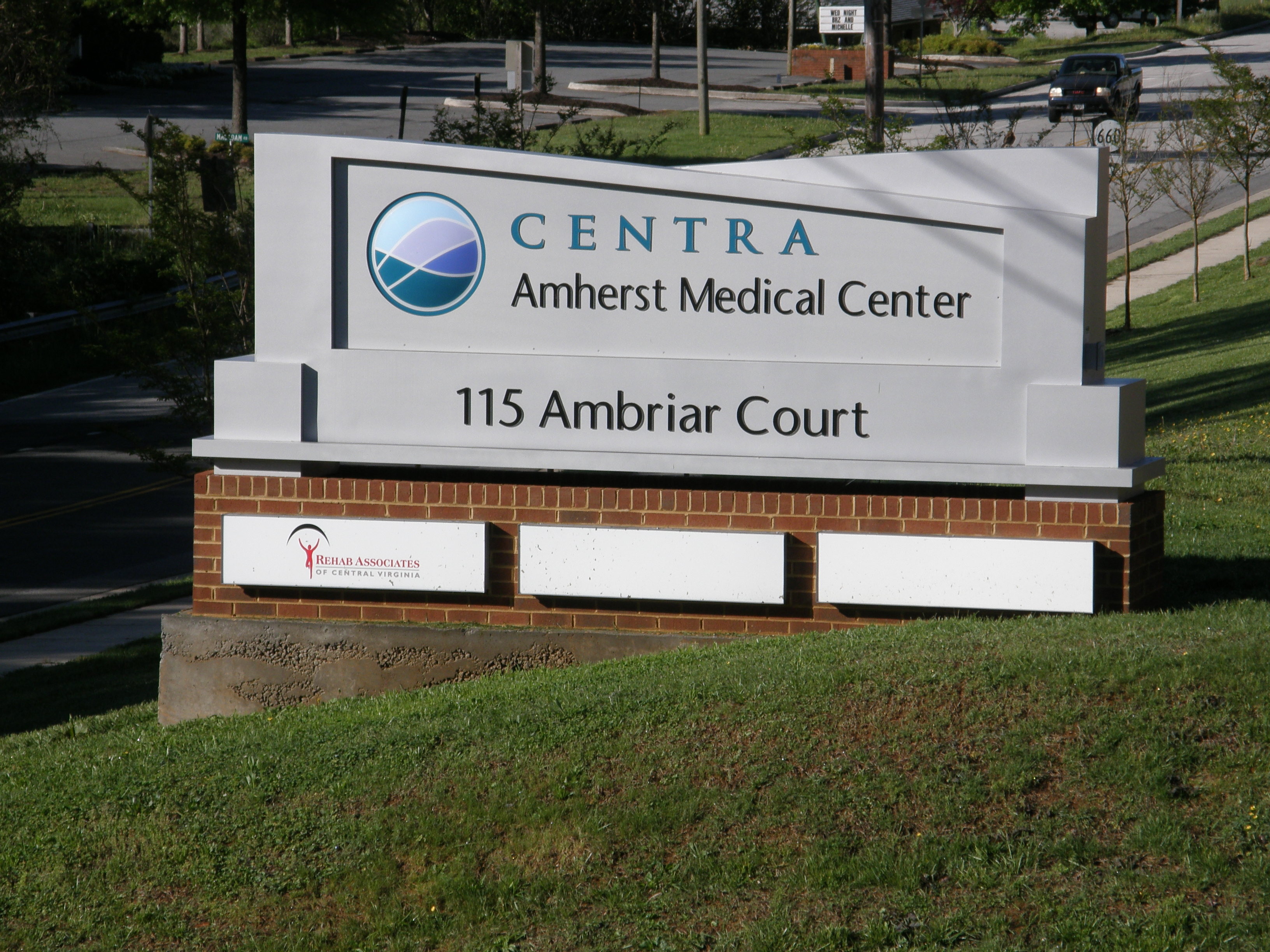 Centra-Amherst - Eddie Edwards Signs