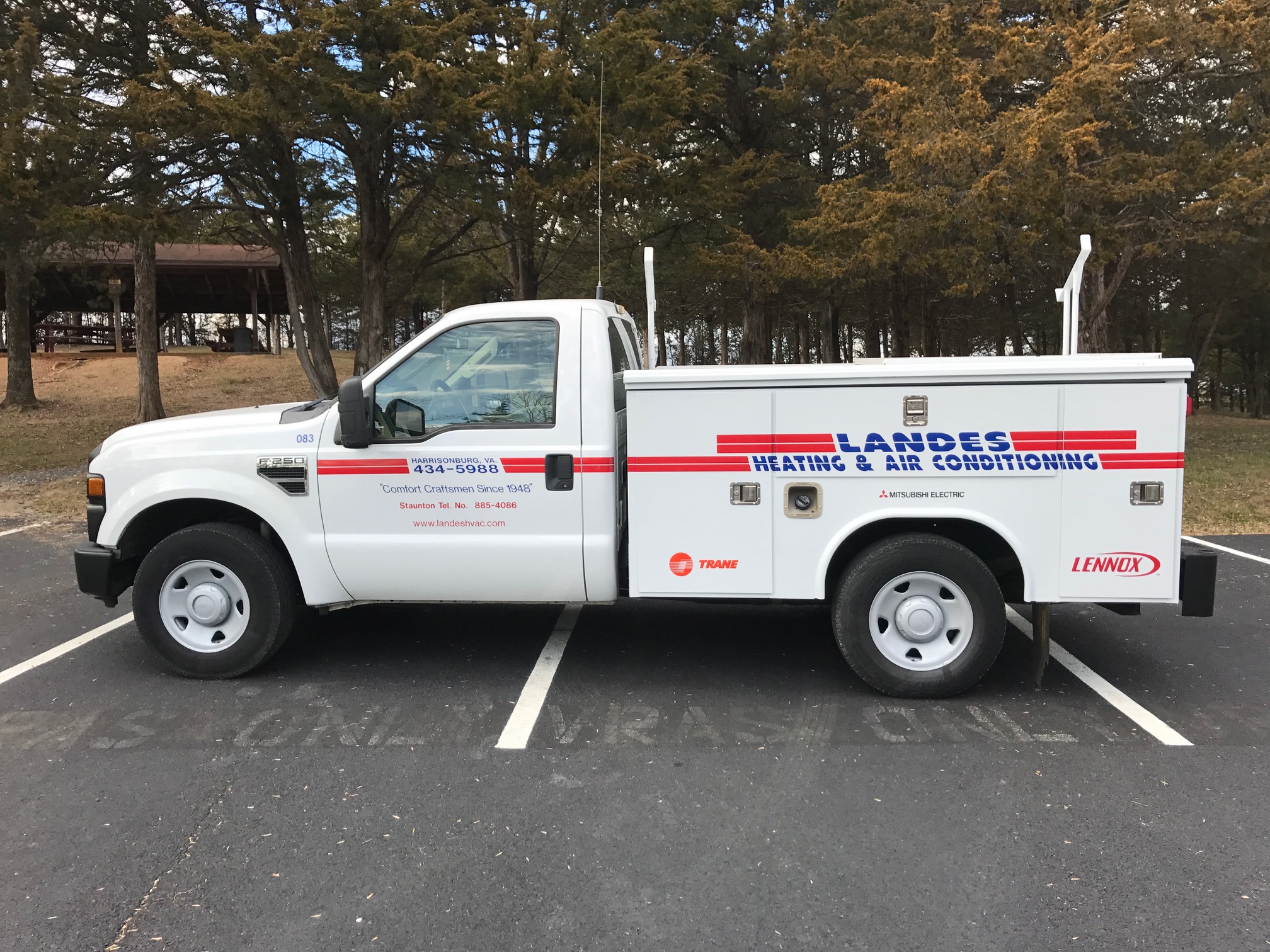 Landes - Eddie Edwards Signs